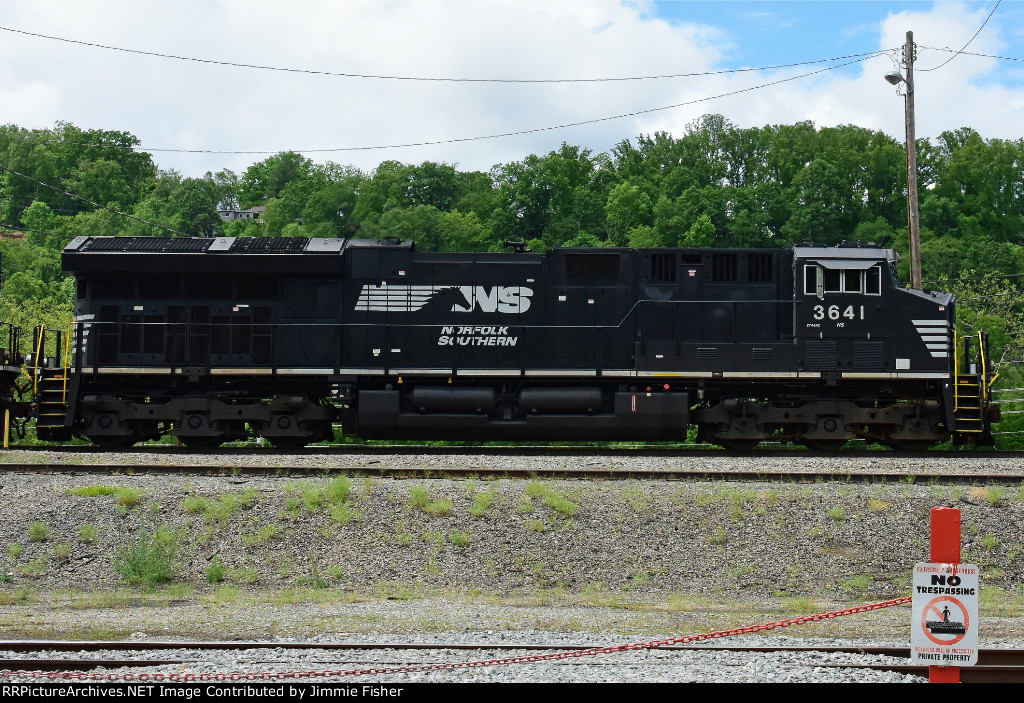 : NS 3641 GE ET44AC